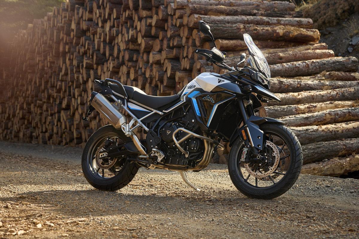 Triumph Tiger 900 Alpine Edition y Desert Edition: equipadas a tope ...