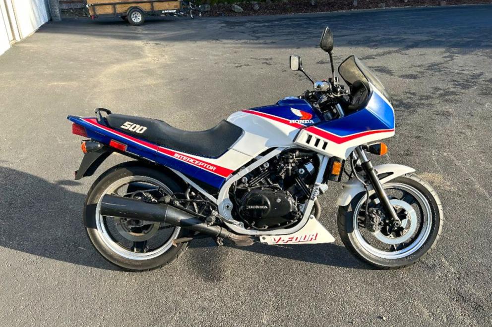 Moto de ensueño: Honda VF500F Interceptor 1985 ¡mini V4! | Moto1Pro