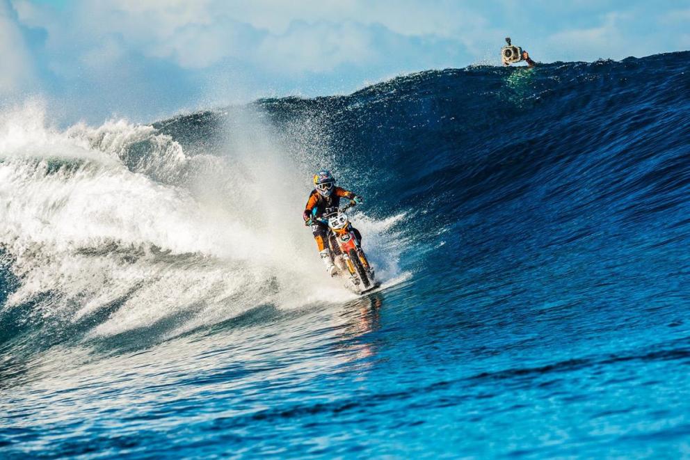 Making of: Pipe Dream, la locura de Robbie Maddison haciendo surf en ...